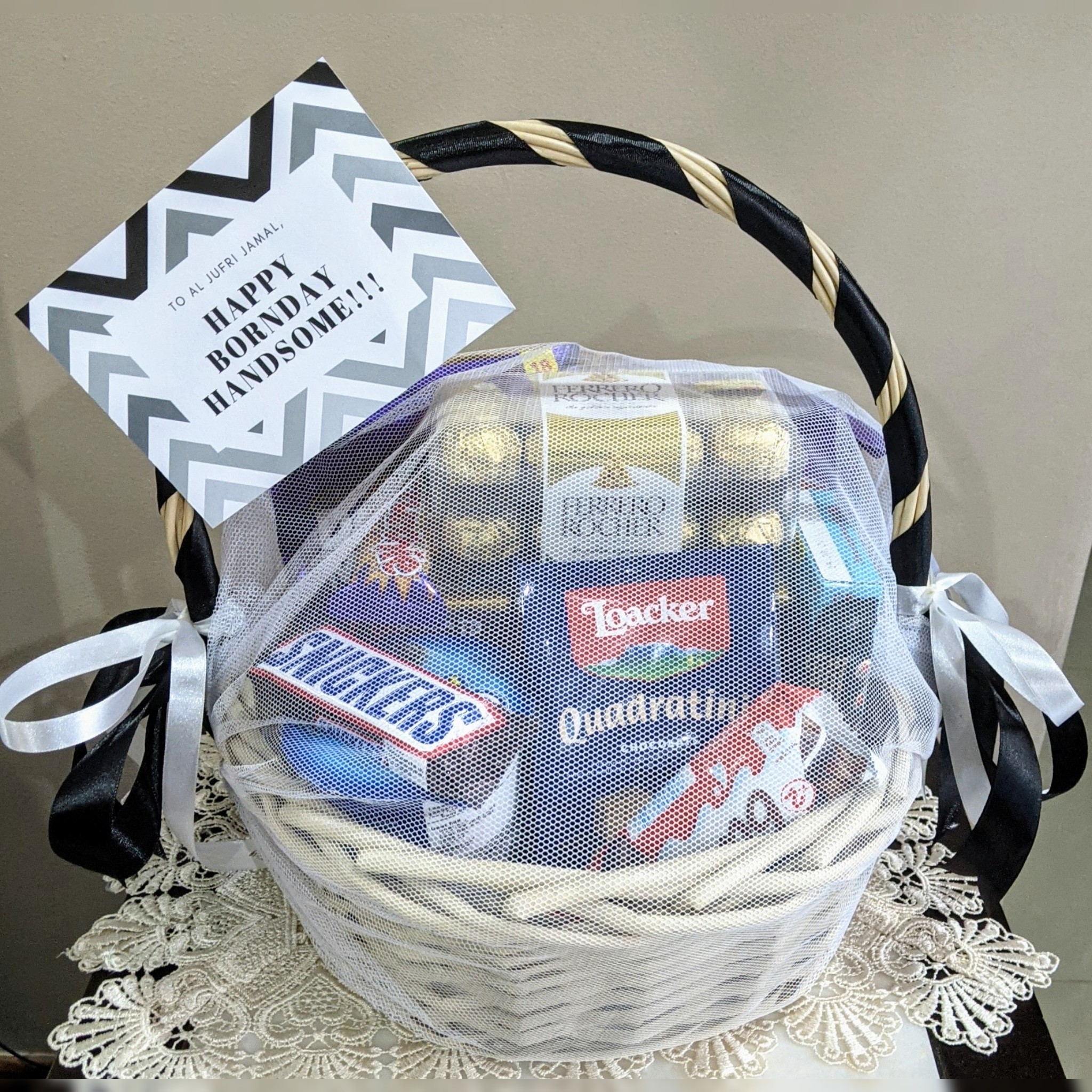 Snack hamper, Food & Drinks, Gift Baskets & Hampers on Carousell