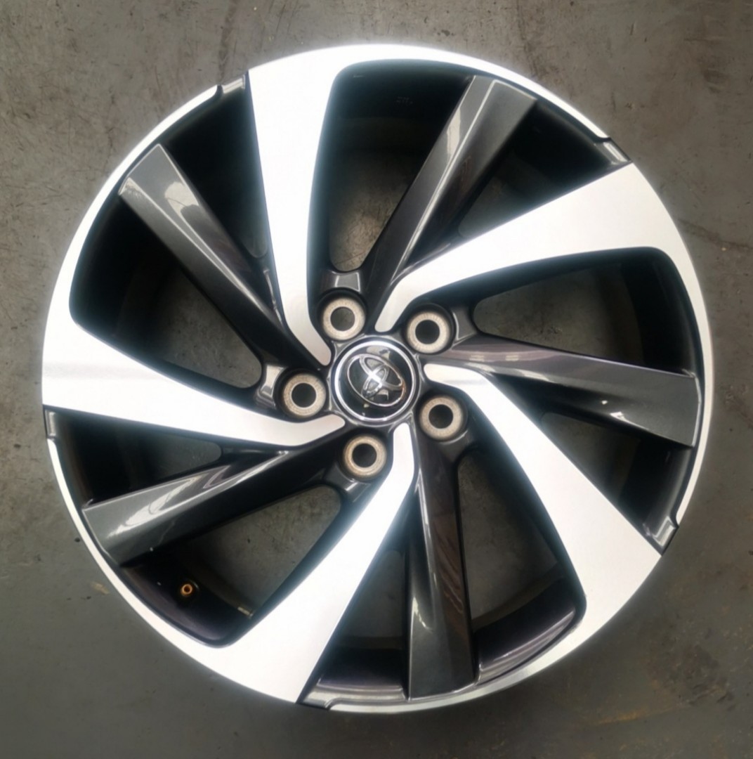 Used 18" Original Toyota Rims, Car Accessories, Tyres & Rims on Carousell