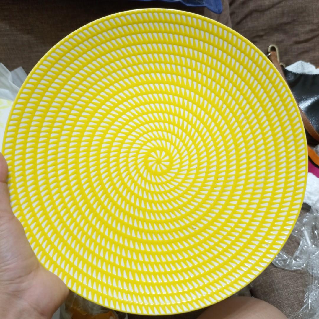 10 inches Ceramic Plates, Furniture & Home Living, Kitchenware ...