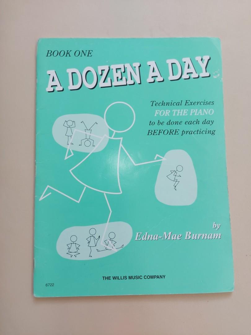 鋼琴書 A dozen a day book one, 興趣及遊戲, 音樂樂器 & 配件, 音樂與媒體 - 樂譜 - Carousell