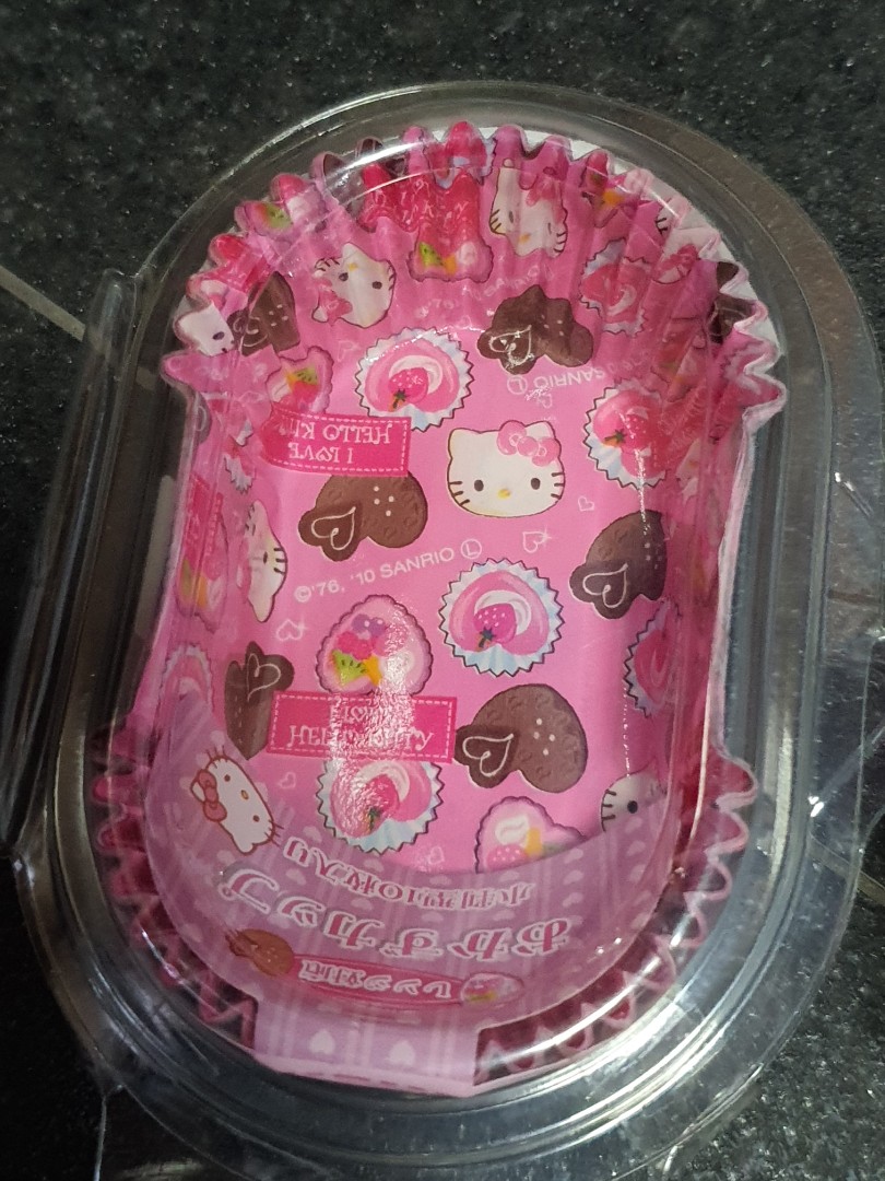 Bento cupcake casing, Furniture & Home Living, Kitchenware & Tableware ...