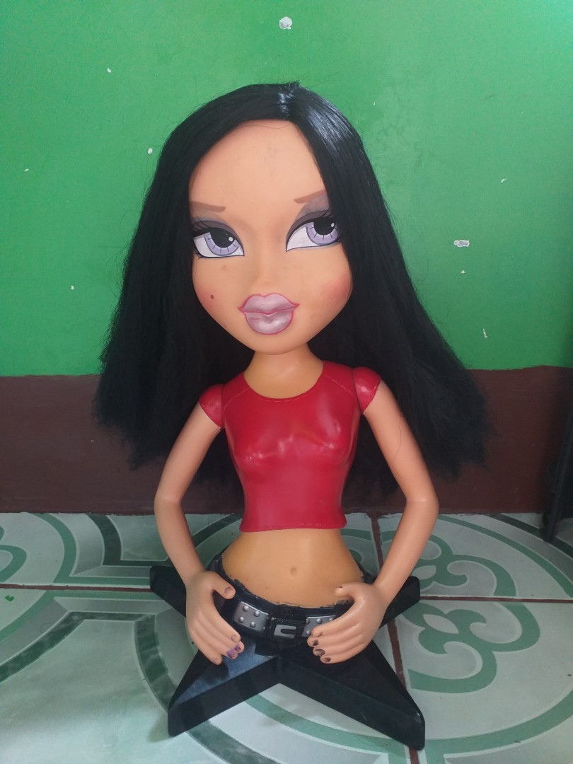 Bratz styling head, Hobbies & Toys, Toys & Games on Carousell
