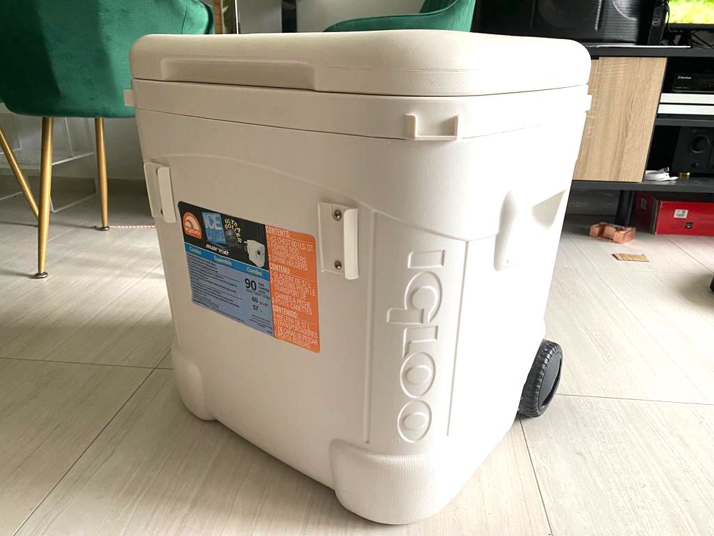 Cooler box, Furniture & Home Living, Home Improvement & Organisation ...
