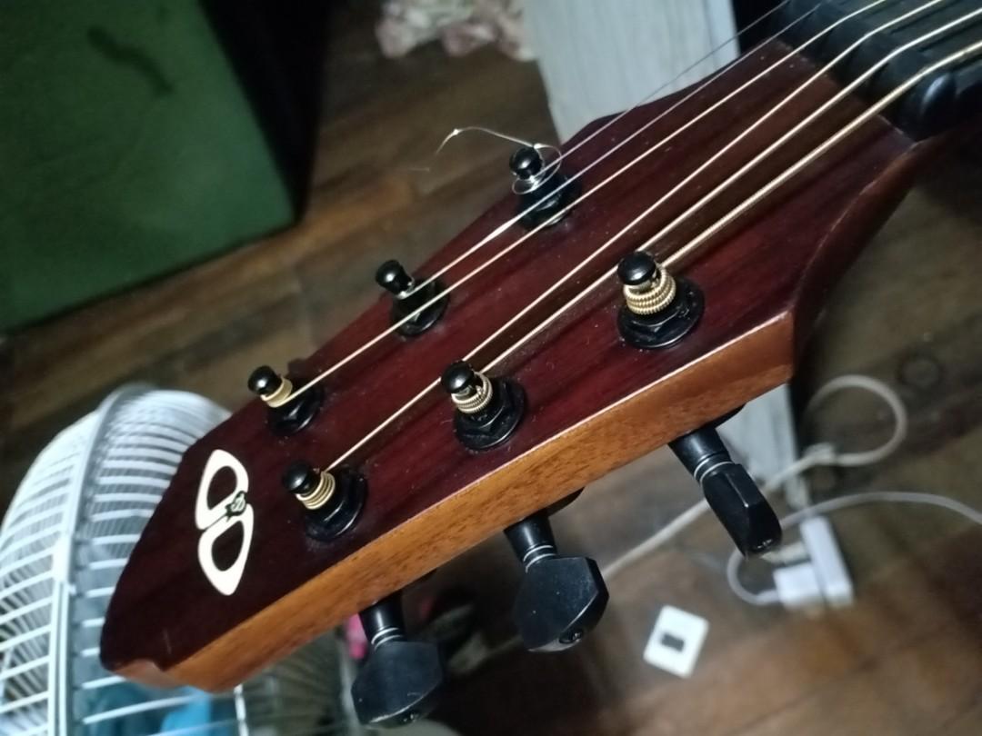 Dnd Django Jr, Hobbies & Toys, Music & Media, Musical Instruments on ...