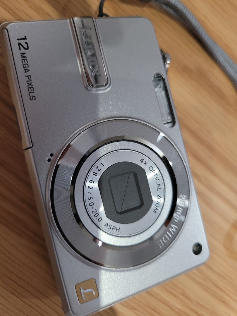 Panasonic Lumix DMC-F3, Photography, Cameras on Carousell