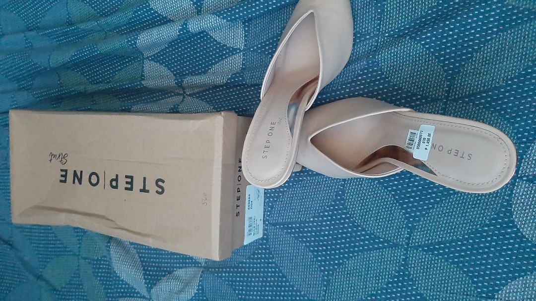 Payless Step| One Claudia Nude, Women's Fashion, Footwear, Heels on ...