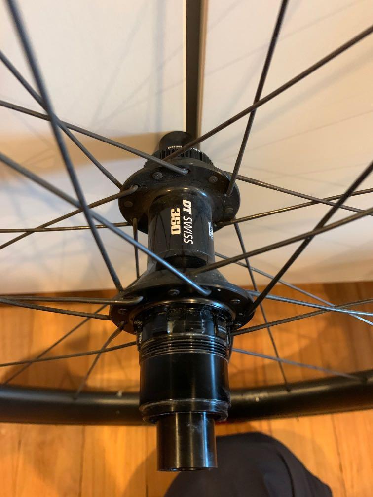 Roval Rapide CL 60 REAR Wheel, Sports Equipment, Bicycles & Parts ...