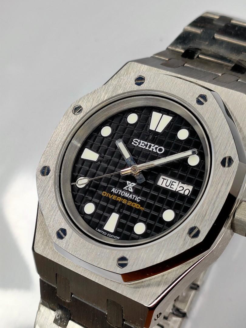 Seiko SeikOak Black Waffle Dial Mod, Luxury, Watches on Carousell
