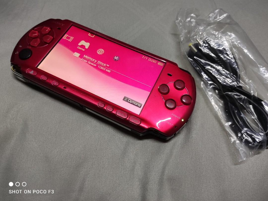 Sony PSP 3000 Metallic Red, Video Gaming, Video Game Consoles ...
