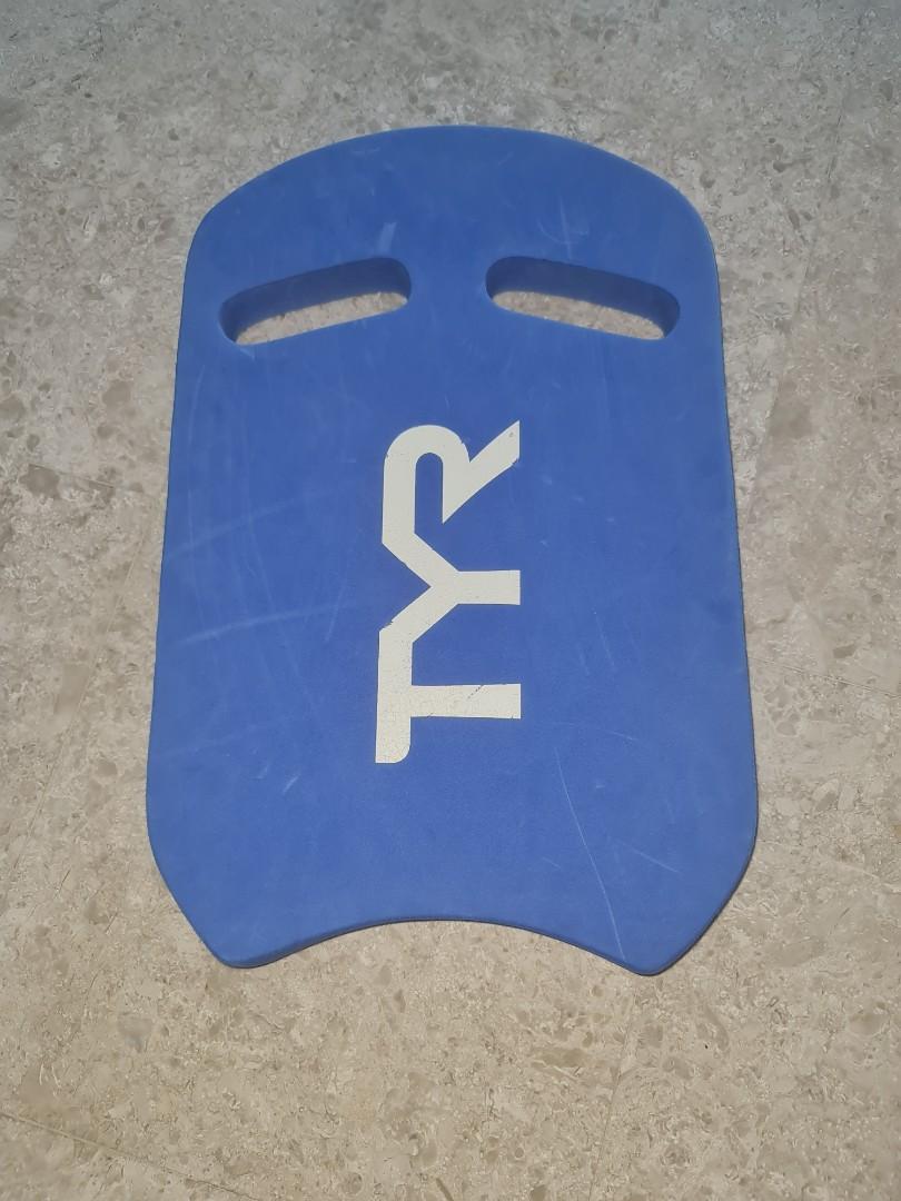TYR swim float, Sports Equipment, Sports & Games, Water Sports on Carousell