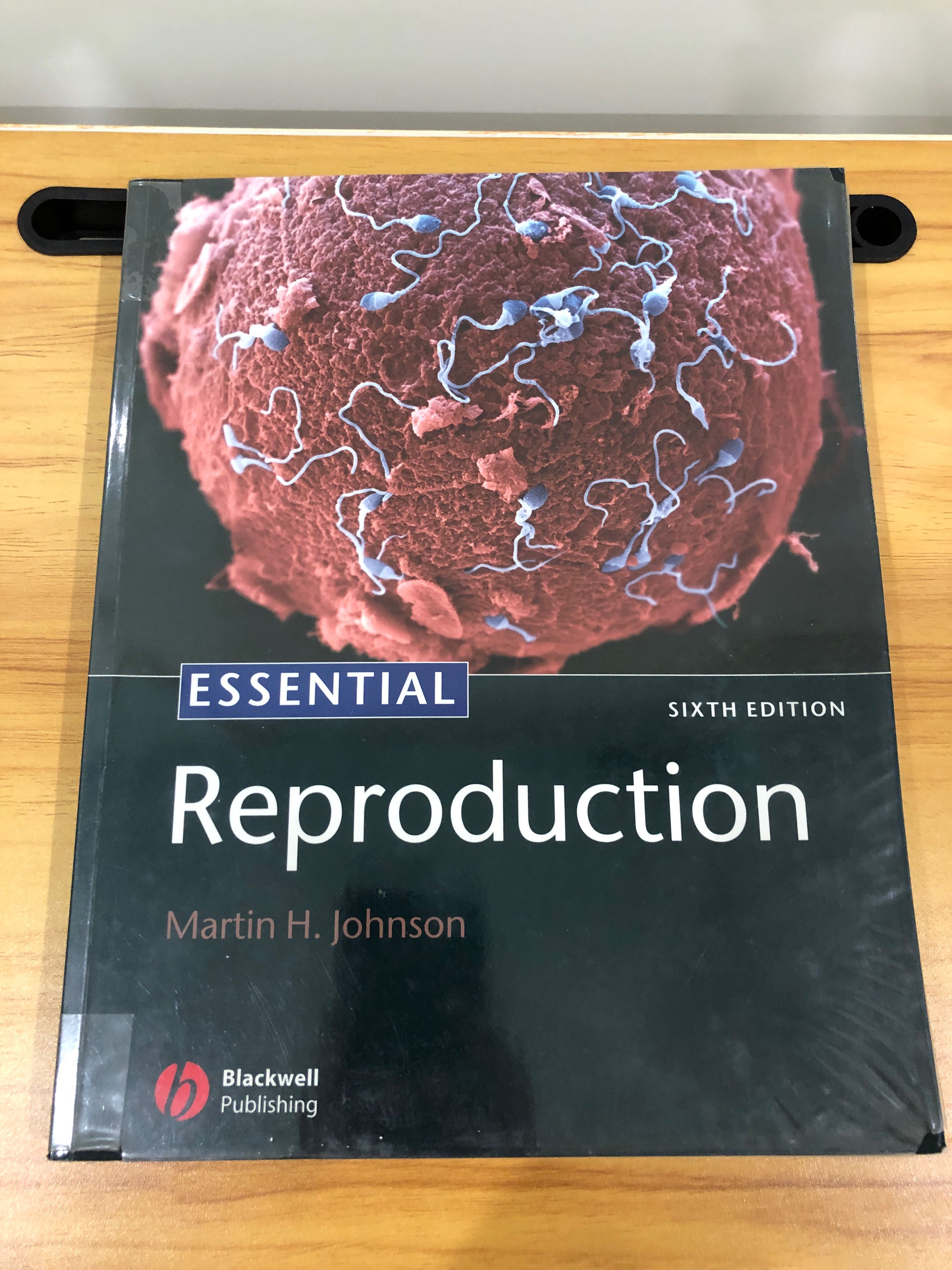 Essential: Reproduction (6th Edition), Hobbies & Toys, Books ...