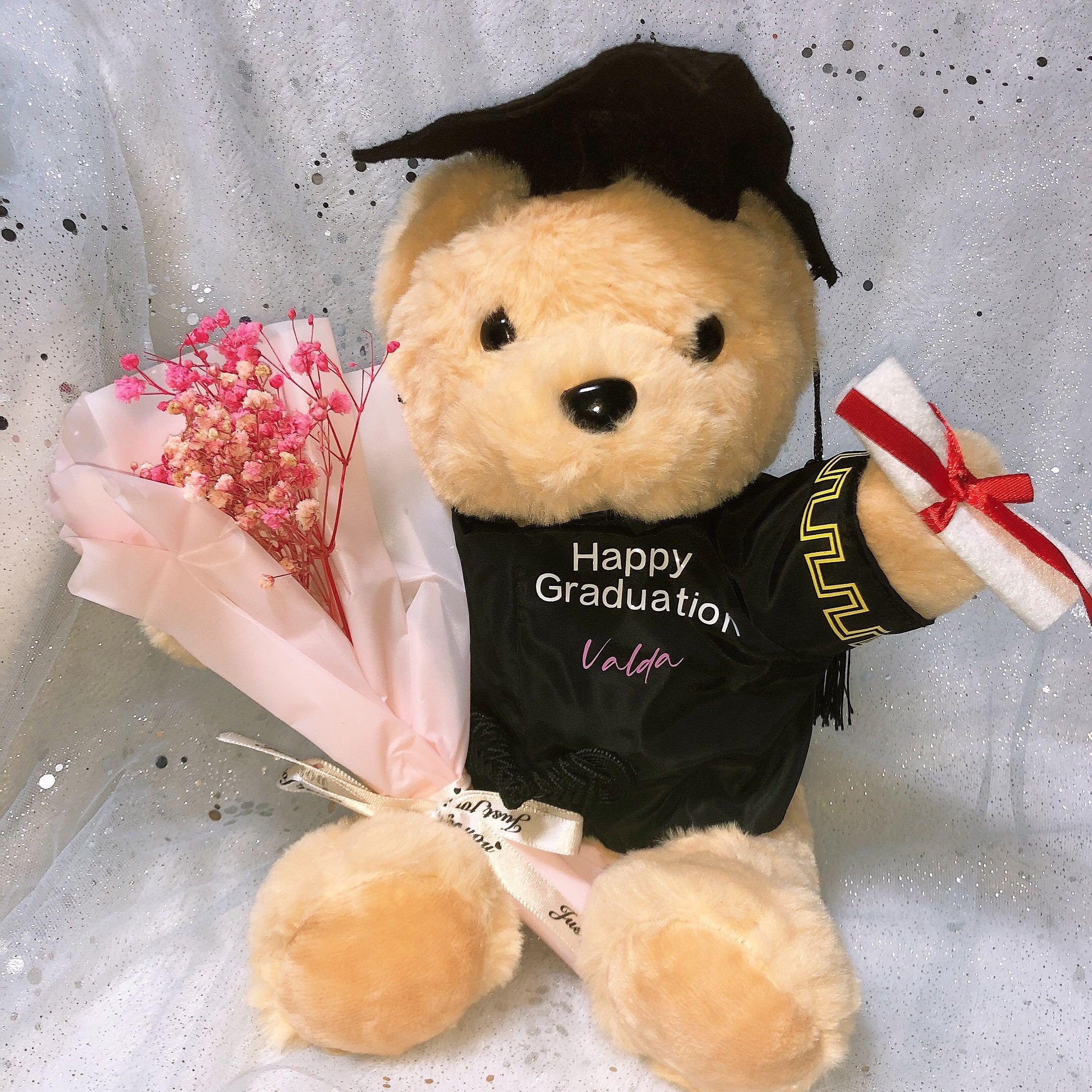 (INSTOCK) Customised Graduation Bear, Hobbies & Toys, Toys & Games on ...