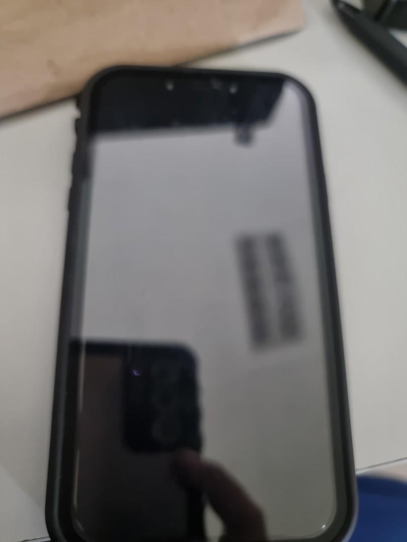 Iphone 11 128 gig, Mobile Phones & Gadgets, Mobile Phones, iPhone ...