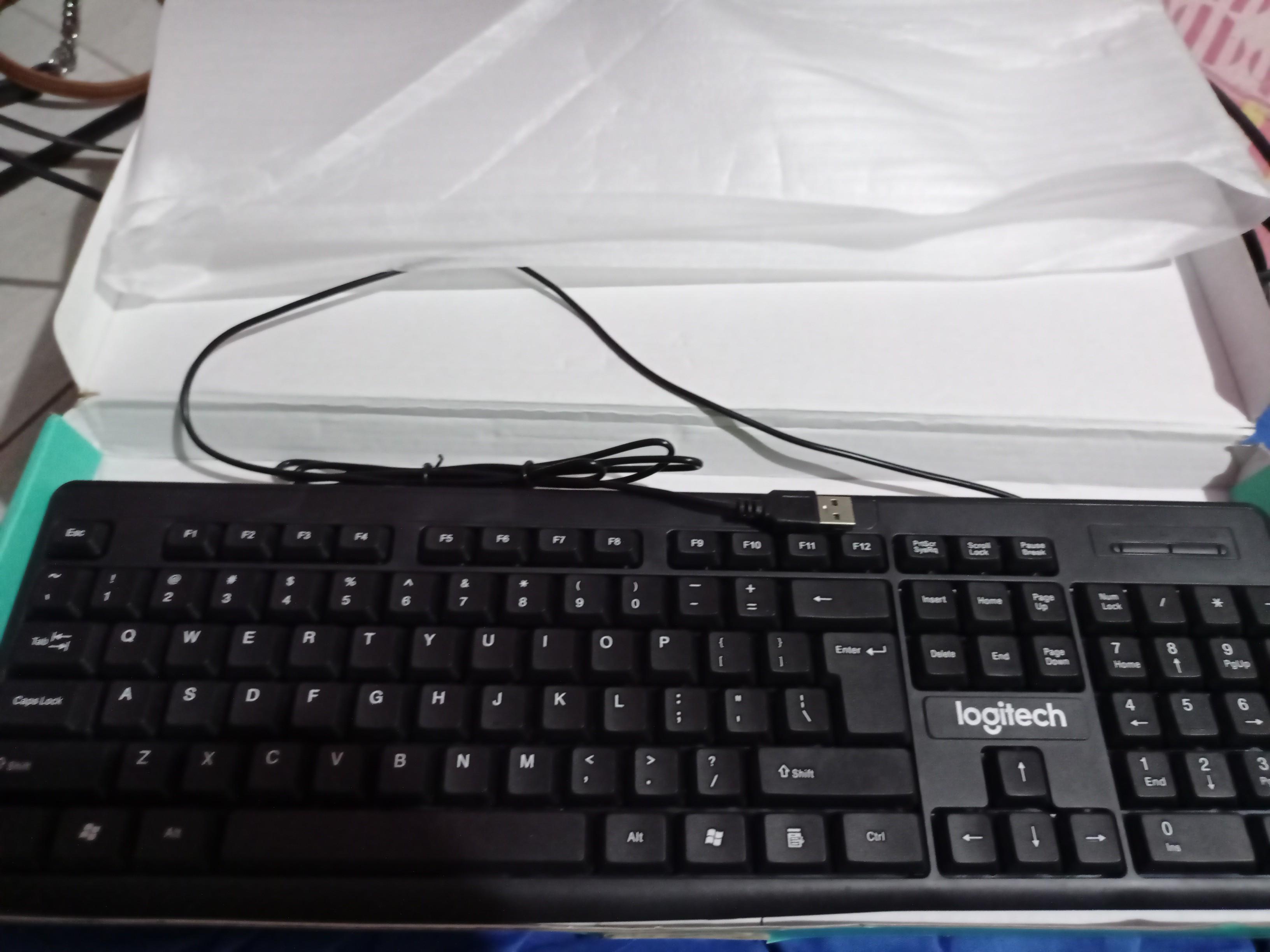 Keyboard Logitech K122, Elektronik, Bagian Komputer & Aksesoris di ...
