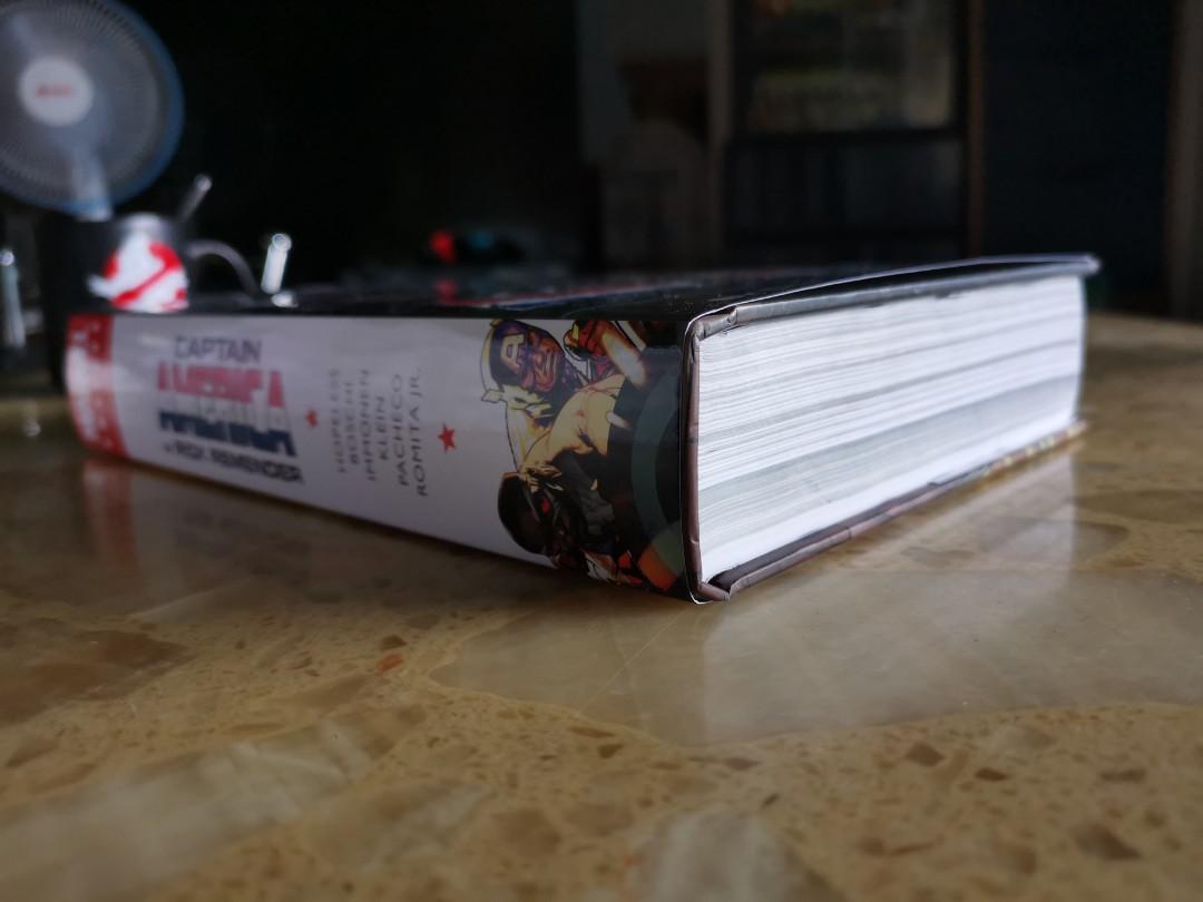 Marvel Comics Captain America Omnibus - Rick Remender Collection ...