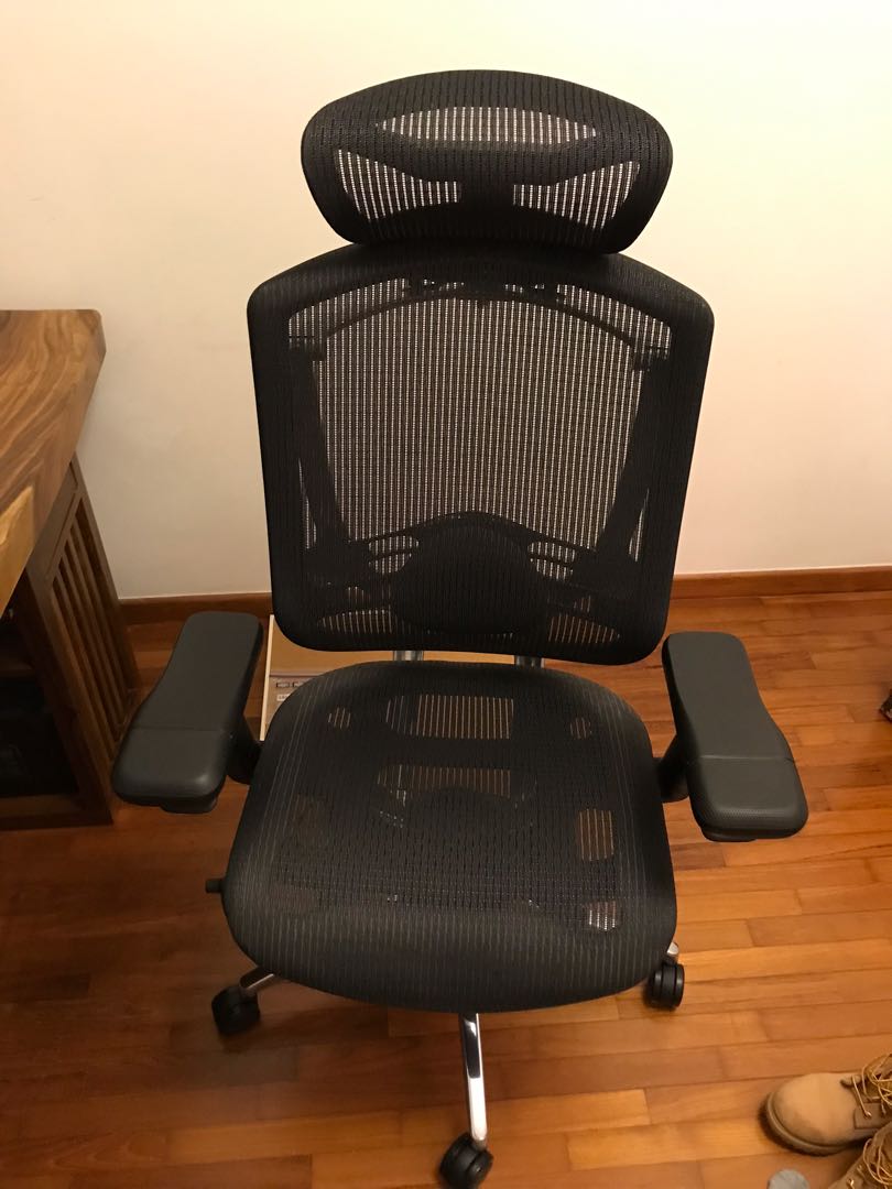 Secretlab's Neue Chair w. Headrest (Like new), Furniture & Home Living ...