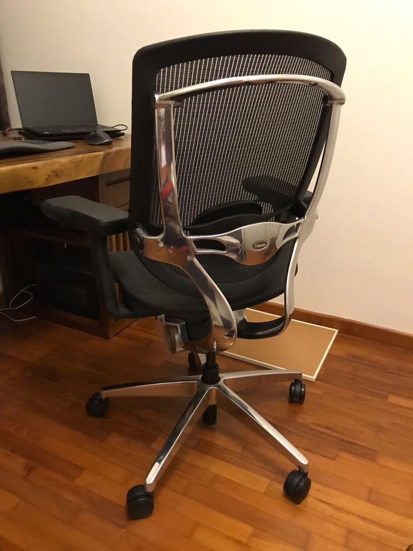 Secretlab's Neue Chair w. Headrest (Like new), Furniture & Home Living ...