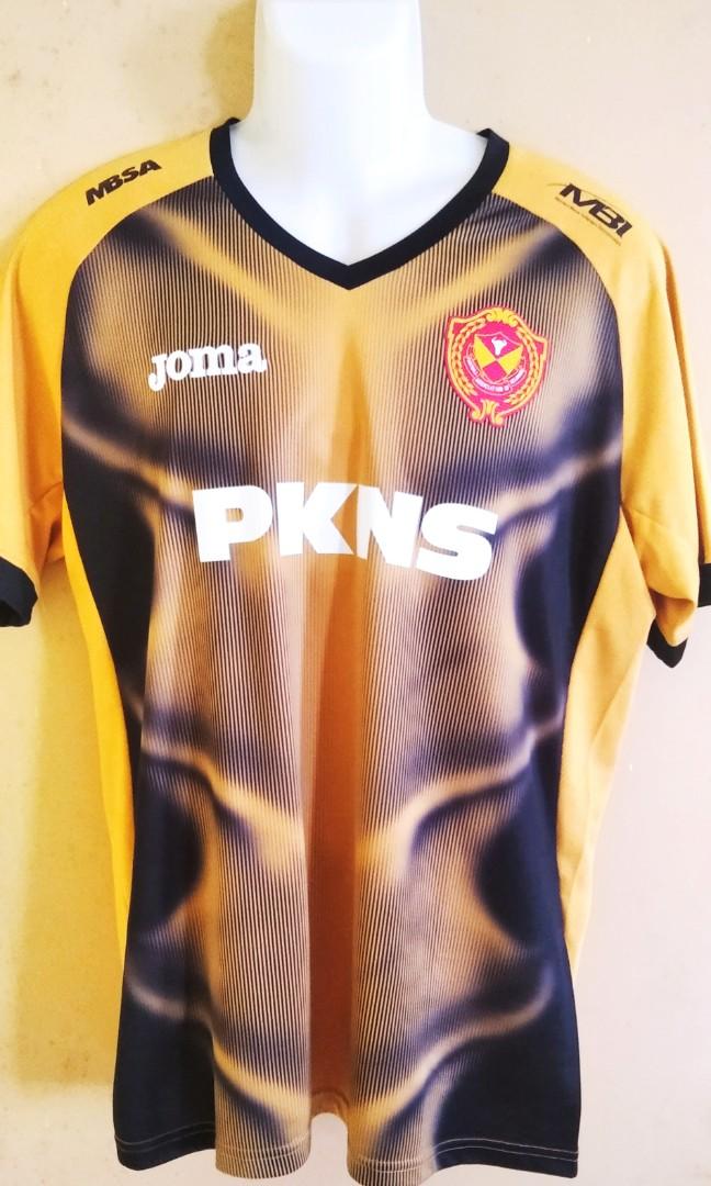 Selangor Goal Keeper Third Kit 2021, Men's Fashion, Activewear on Carousell