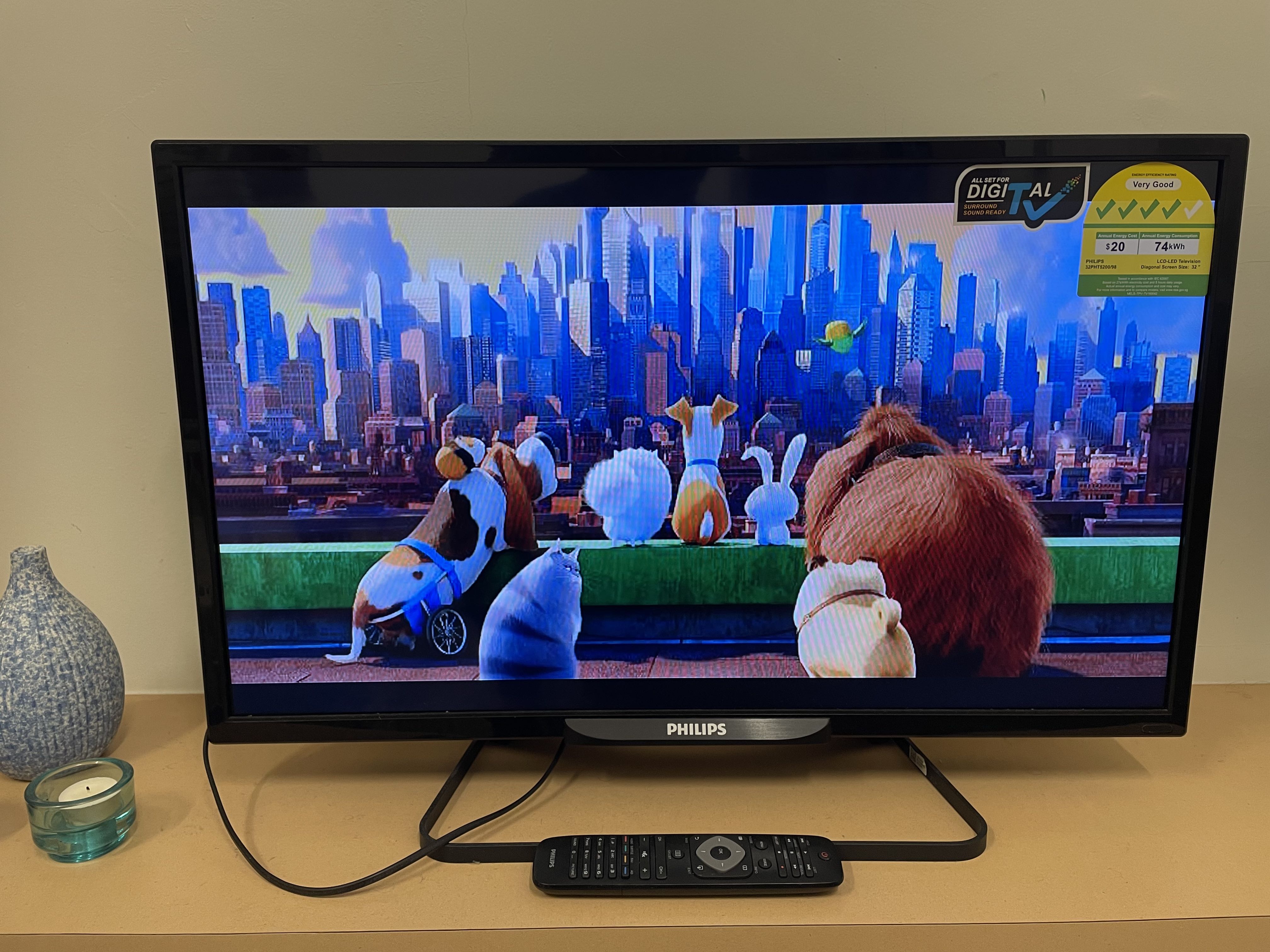 32 inch Philips TV, TV & Home Appliances, TV & Entertainment, TV on ...