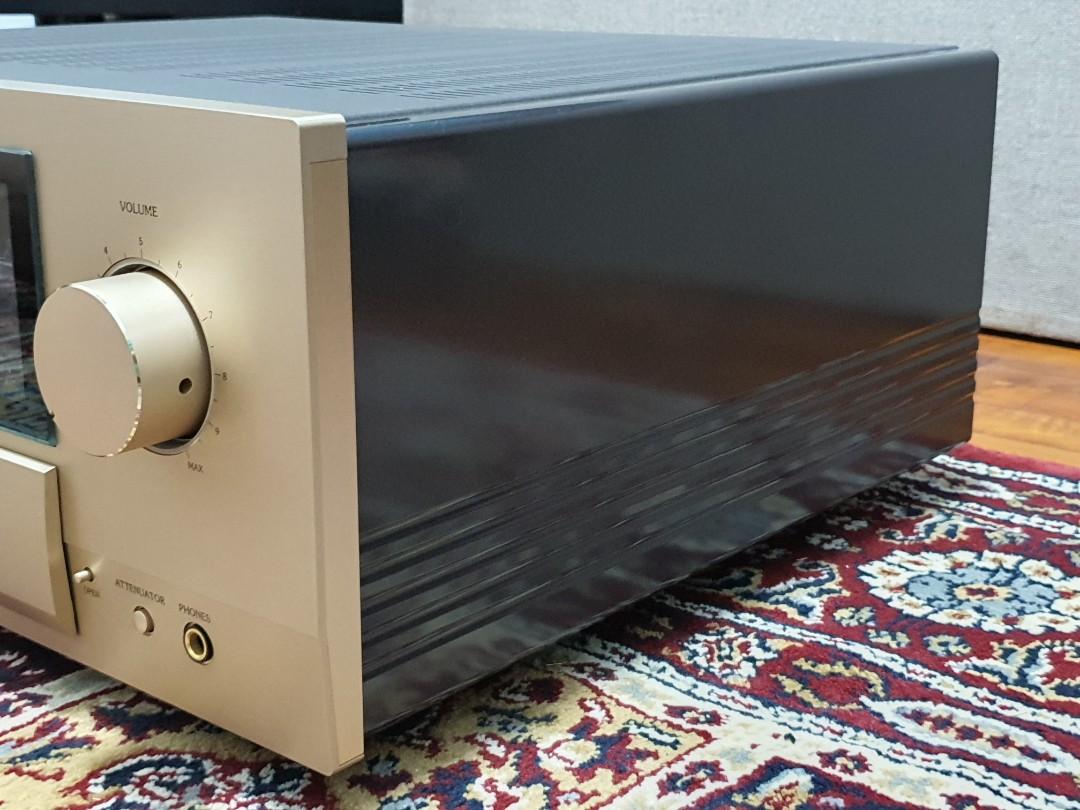 Accuphase E560 Integrated Amplifier, Audio, Other Audio Equipment on Carousell