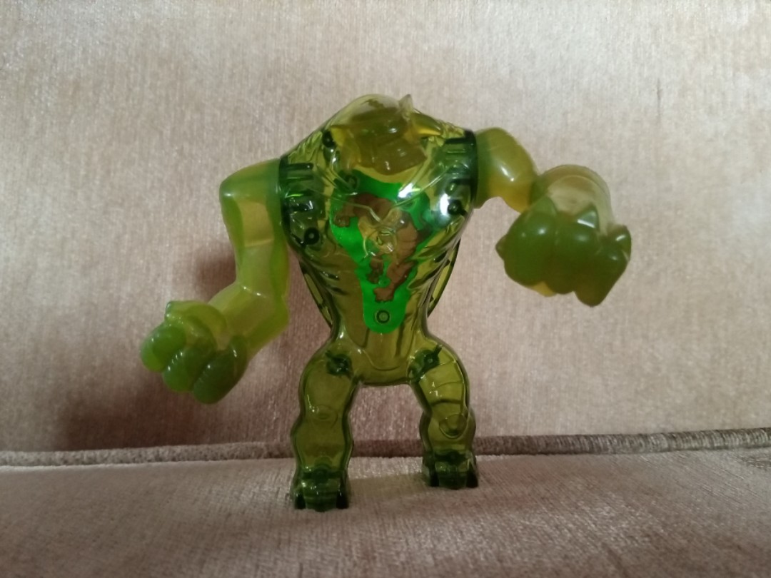 Action Figure Ben 10 HUMUNGOUSAUR, Toys & Collectibles, Mainan di Carousell