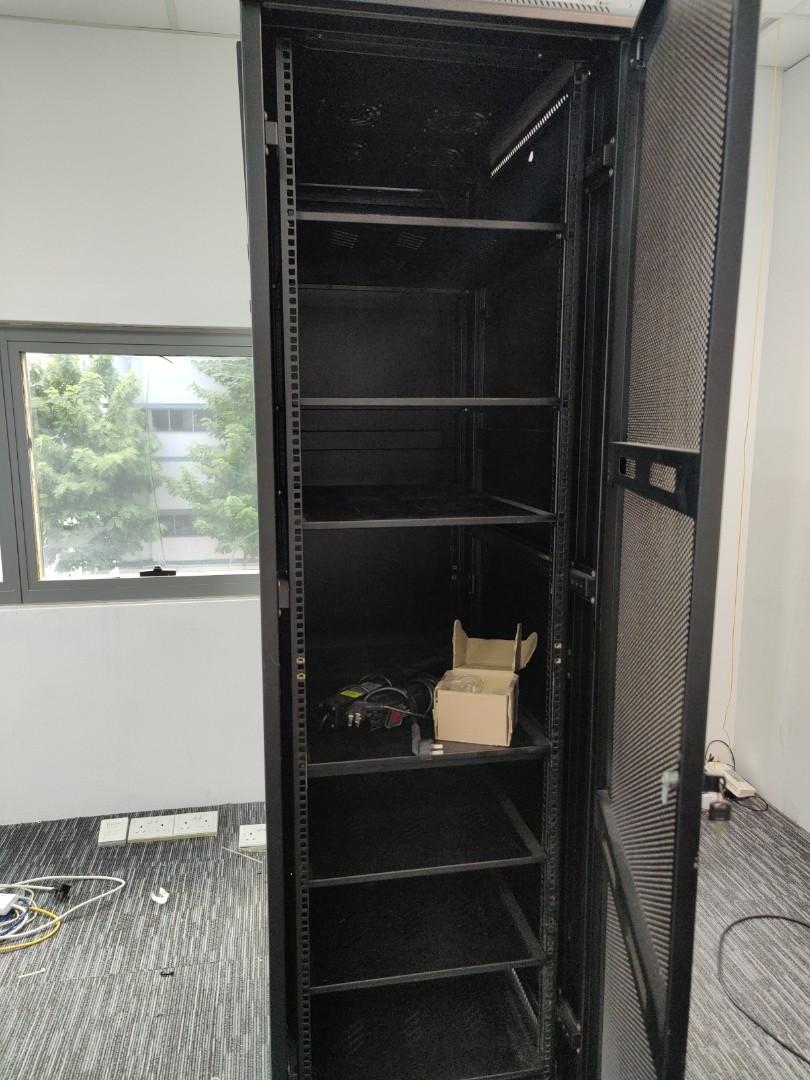 42U Computer Server Rack 2m, Furniture & Home Living, Furniture ...