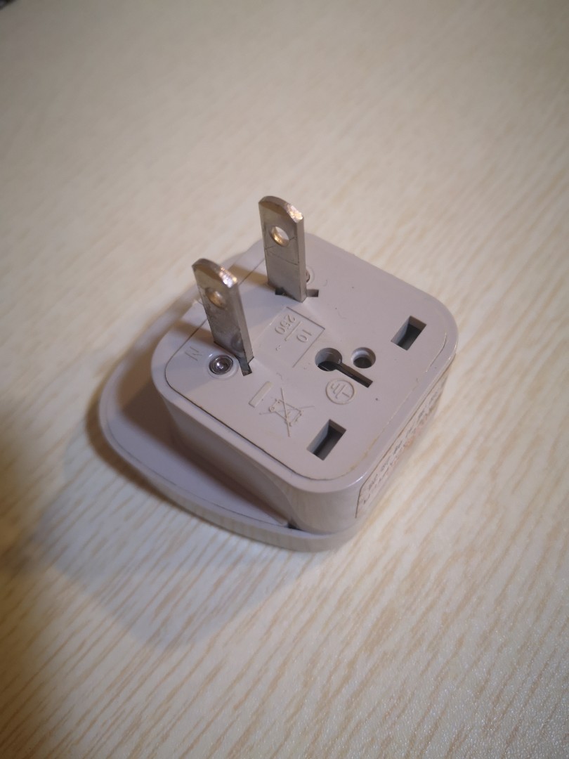Free Adaptor plug, TV & Home Appliances, Electrical, Adaptors & Sockets ...