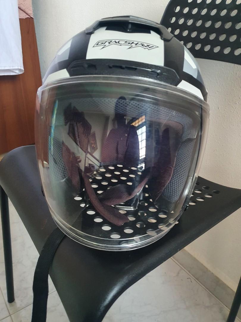Graceshaw Helmet, Motorcycles, Motorcycle Apparel on Carousell