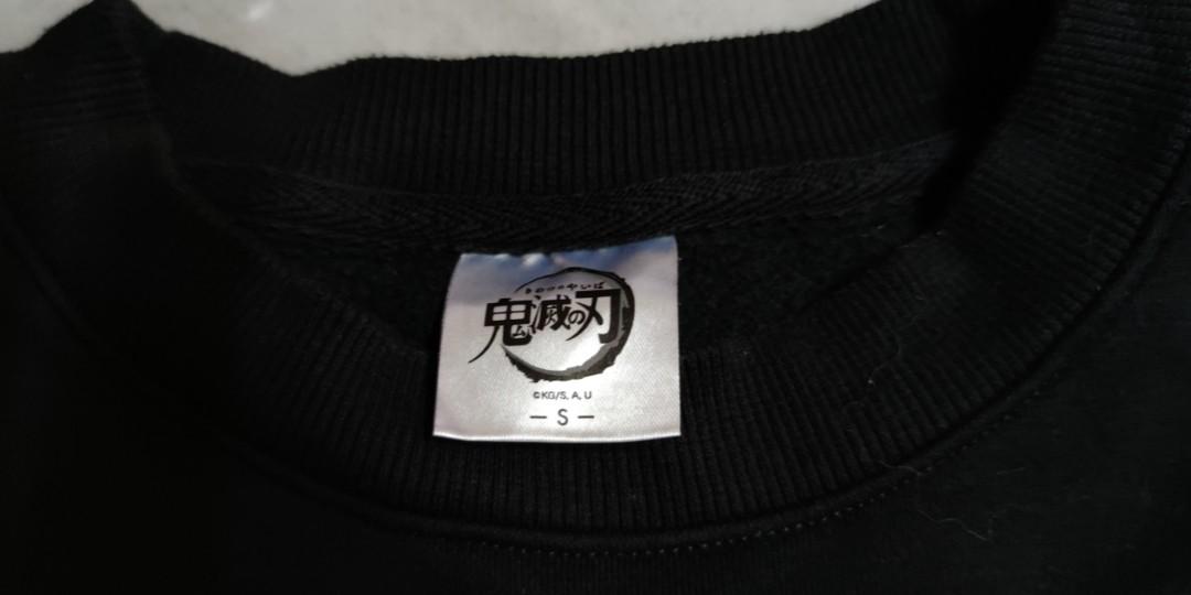 GU Demon Slayer: Kimetsu no Yaiba Jumper Size S, Men's Fashion, Tops ...