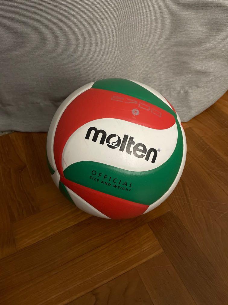 Molten netball, Sports Equipment, Sports & Games, Racket & Ball Sports ...