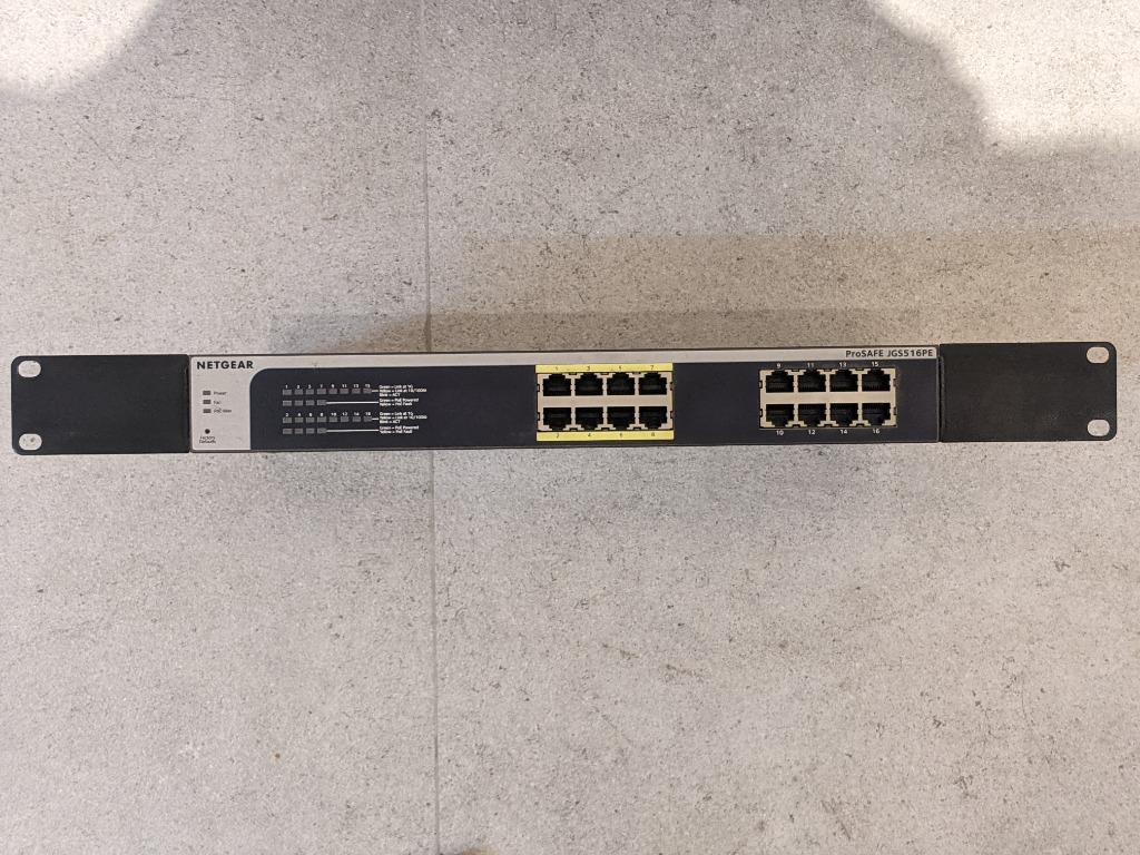 Netgear Network Switch with POE JGS516PE, Computers & Tech, Parts ...