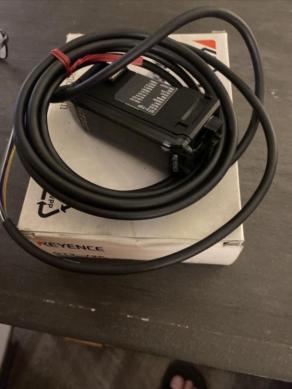 NEW Keyence GT2-72P sensor amplifier, Commercial & Industrial ...