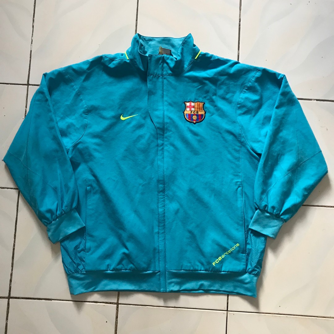 Nike FCB Windbreaker Jacket, Men's Fashion, Coats, Jackets and ...