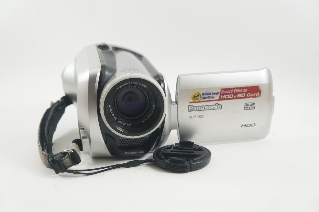Panasonic SDR-H20 SD/HDD Camcorder (Silver), Photography, Video Cameras ...