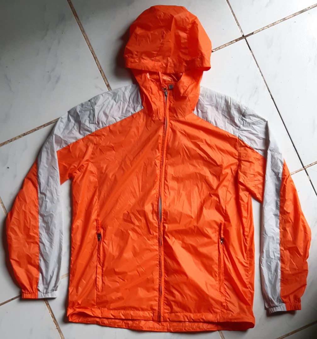 Pro Cam Fis - S, Men's Fashion, Activewear on Carousell