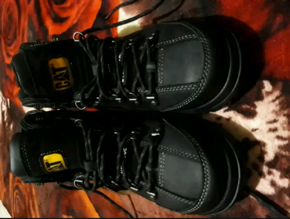 Sepatu Safety CAT Caterpillar Shoes Preloved, Fesyen Pria, Sepatu ...