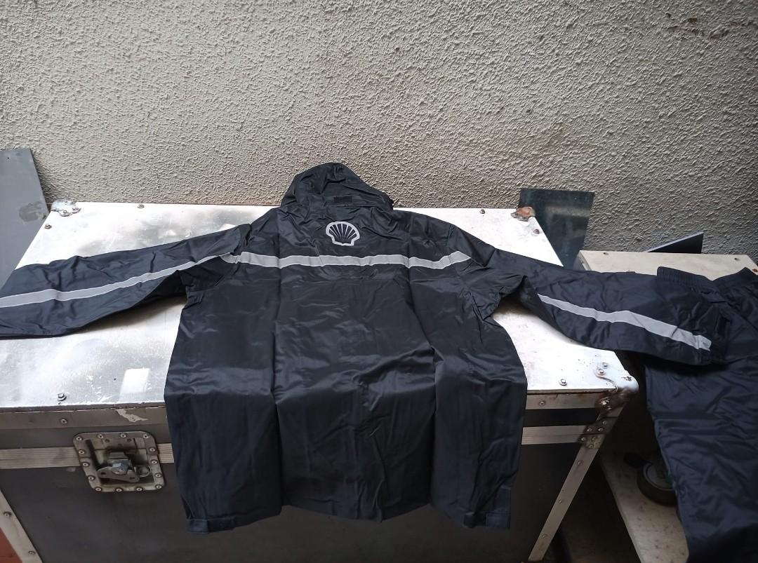 SHELL Escape Rain Coat, Men's Fashion, Coats, Jackets and Outerwear on ...