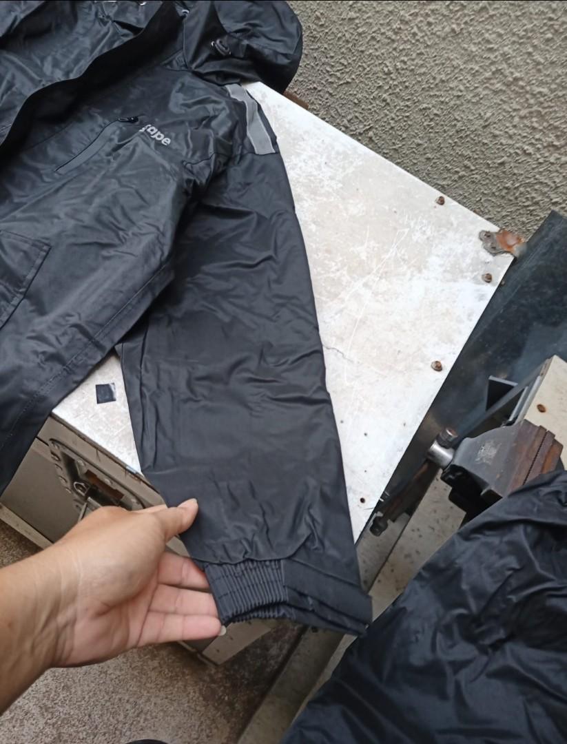 SHELL Escape Rain Coat, Men's Fashion, Coats, Jackets and Outerwear on ...