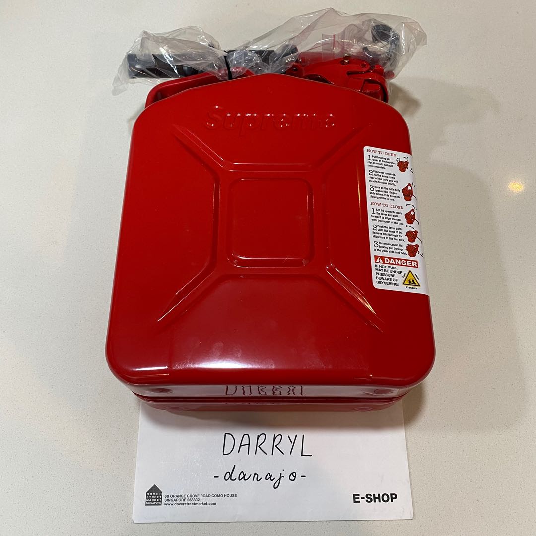 Supreme x Wavian 5L Jerry Can (Red), Hobbies & Toys, Memorabilia ...