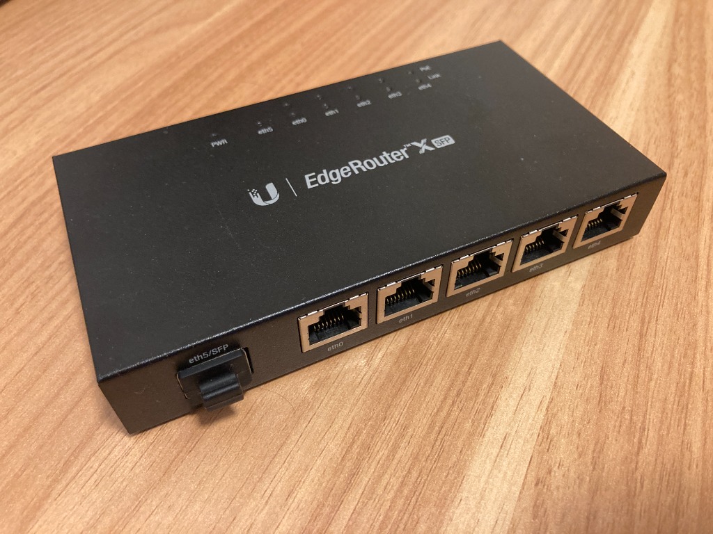 Ubiquiti Edge Router X SFP - POE switch, Computers & Tech, Parts ...