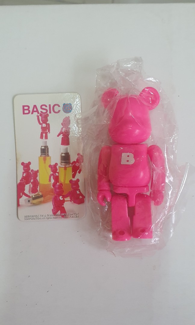 Bearbrick Series 10 basic small B 100% Be@rbrick medicom, Hobbies & Toys, Toys & Games on Carousell