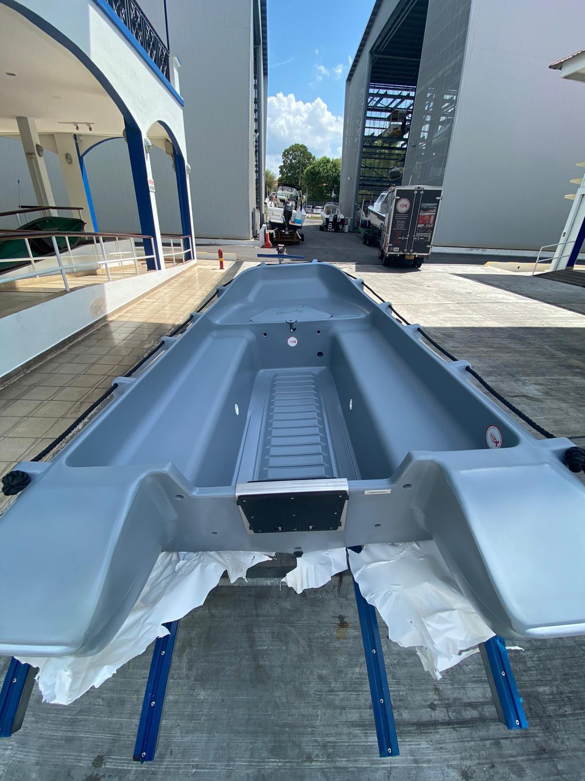 Inflatable type of boat without the leaks !, Cars, Specials on Carousell