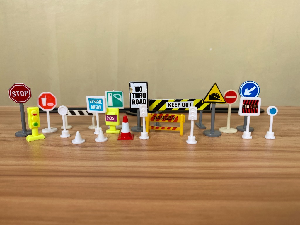 Mini Road Signs For Dioramas or Toy Shelves, Hobbies & Toys, Toys ...