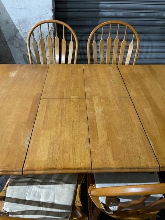 **CLEARANCE** STUNNING Solid Wood Extendable Dining Table & 6 Dining ...
