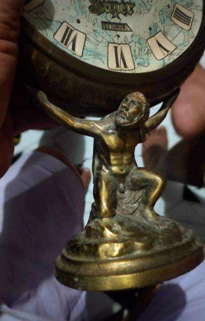 vintage super nikka clock japan, Looking For on Carousell