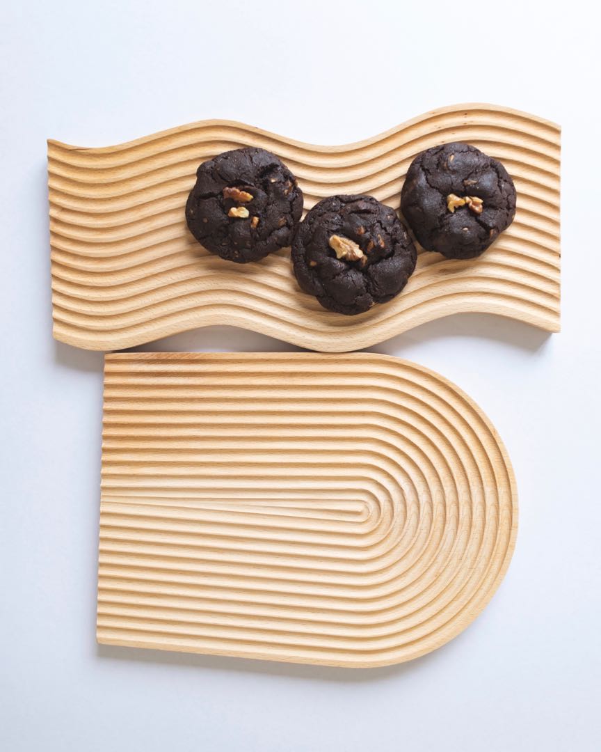 Arch/wave platter board, Furniture & Home Living, Kitchenware ...