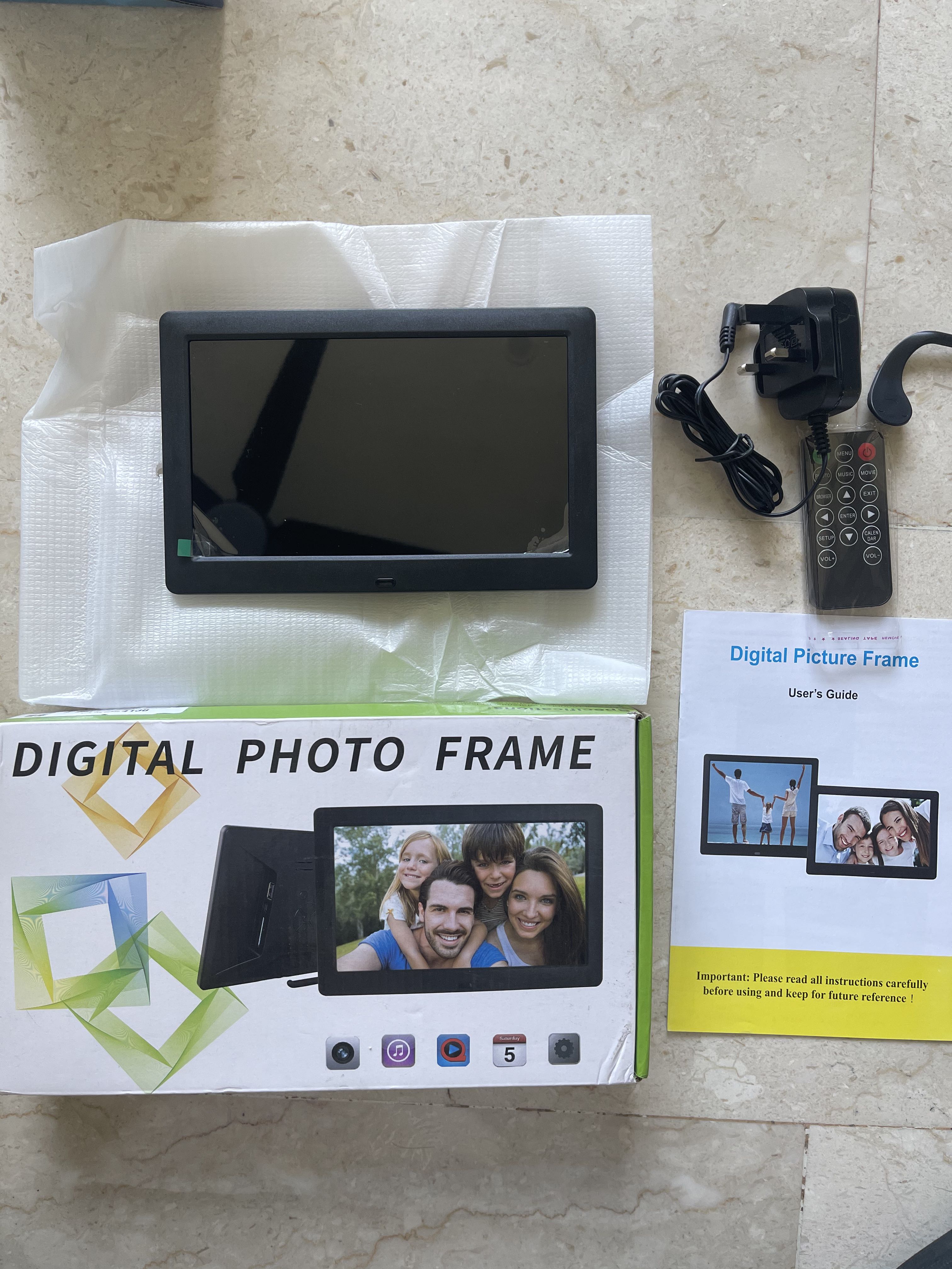 Digital Photo Frame, Mobile Phones & Gadgets, Other Gadgets on Carousell