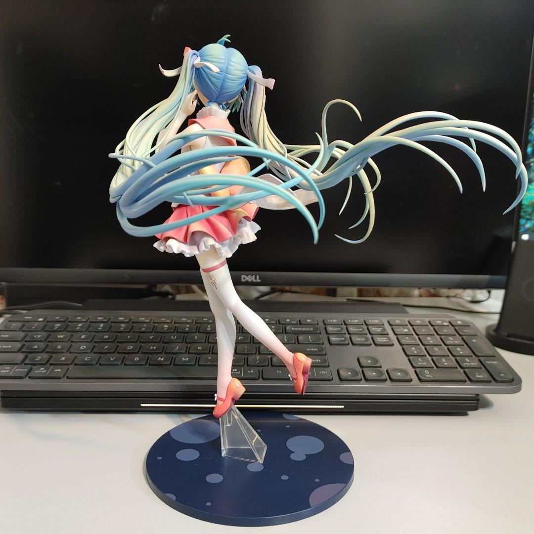 Hatsune Miku The First Dream Ver. 1/8 Scale Figure (Max Factory ...