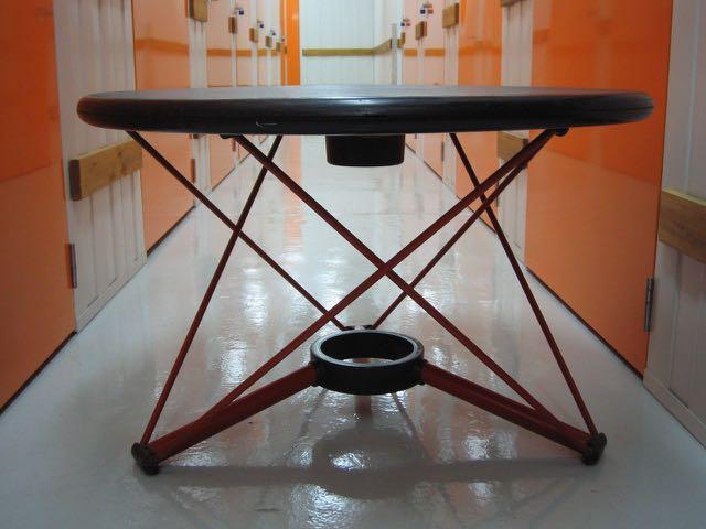 Magis lem table, 傢俬＆家居, 傢俬, 桌子 - Carousell