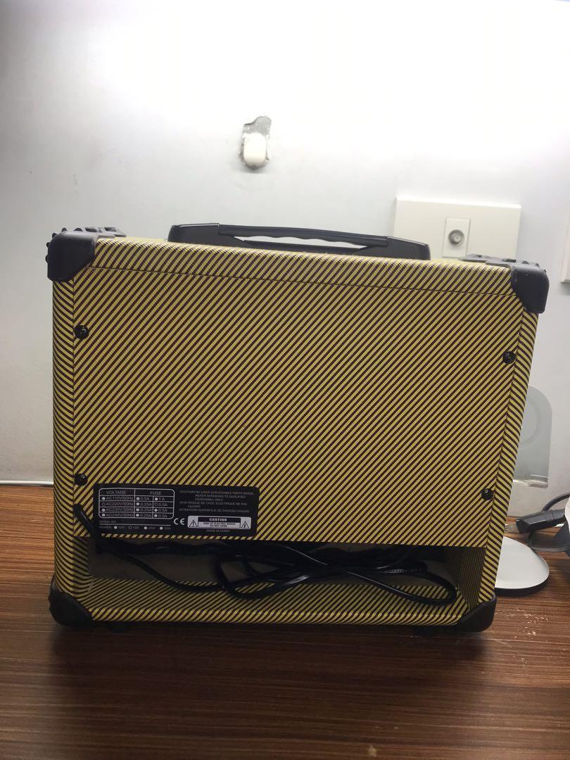 RJ ELECTRIC GUITAR AMPLIFIER (15 WATTS), Hobbies & Toys, Music & Media ...